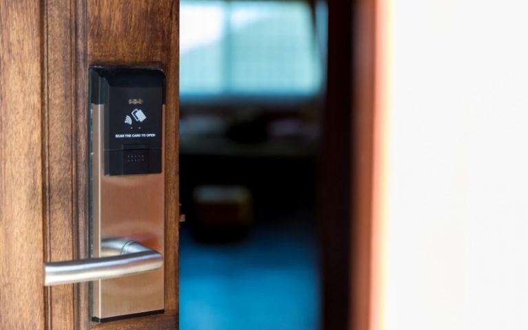 Smart Lock Là Gì? Chi Tiết Cấu Tạo, Ưu Và Nhược Điểm